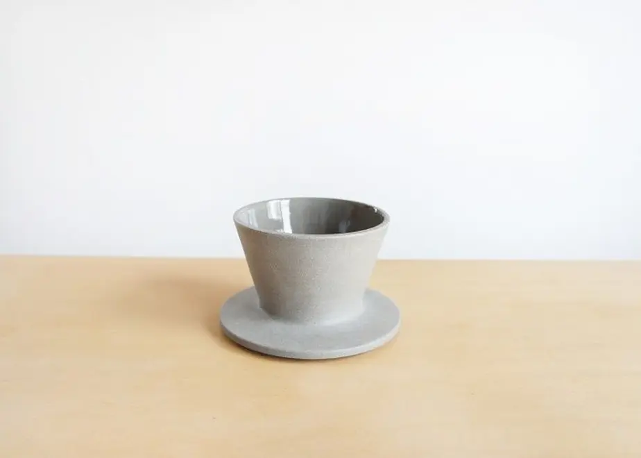 MOTON STORE SUITAGAMA COFFEE DRIPPER – HOW Furniture